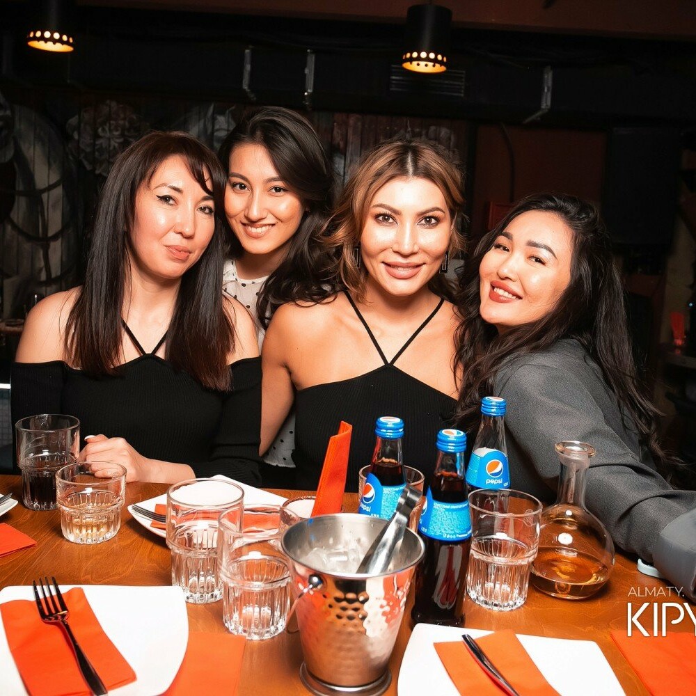 Bla Bla Bar 4 марта 2023 - Bla Bla Bar Столичный (Бла Бла Бар Столичный), бар в городе Алматы ...